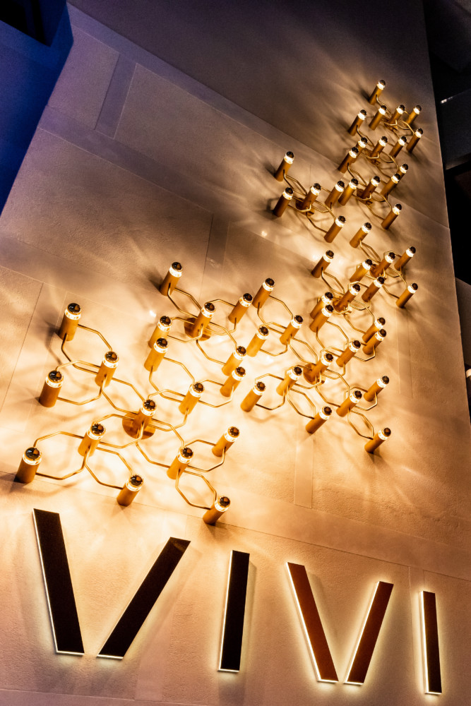 VIVI Restaurant and Bar at Centre Point Brings The Sixties Back In Style